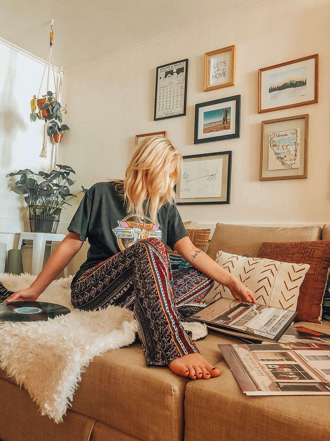 The Best Frame Hanging Tips: How To Space & Arrange Frames