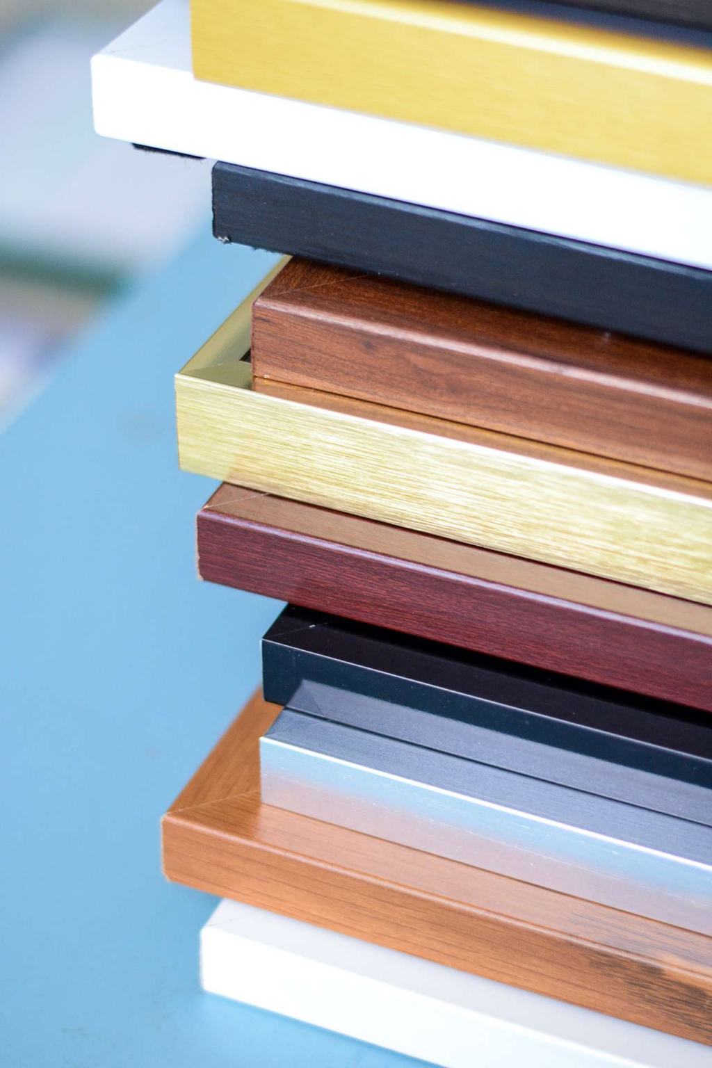 How To Open A Picture Frame - Safely, Properly, & Easily