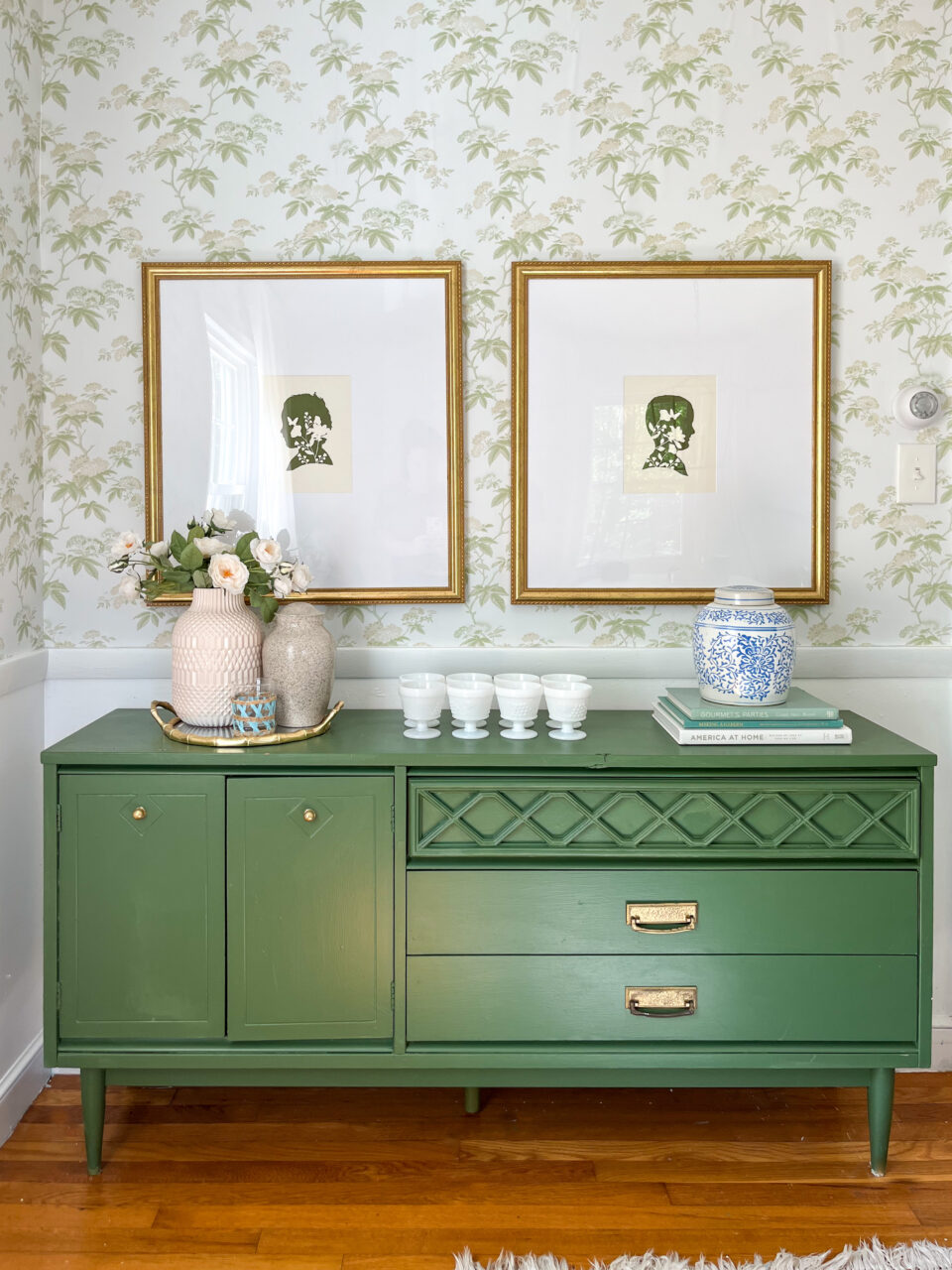 Decor Dilemma: Can Big Picture Frames Be Too Big?